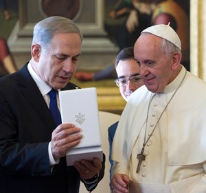 Pope Francis Meets with Israel's Prime Minister Benjamin Netanyahu to ...